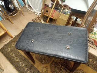 sgabello per pianoforte vintage 