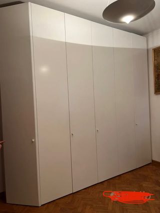 Armadio bianco 