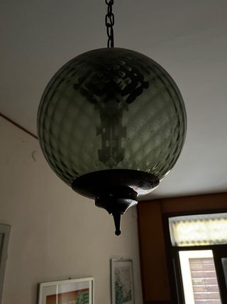 Coppia di lampadari in vetro