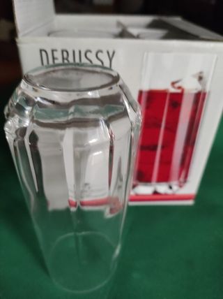 n. 12 bicchieri Debussy. 