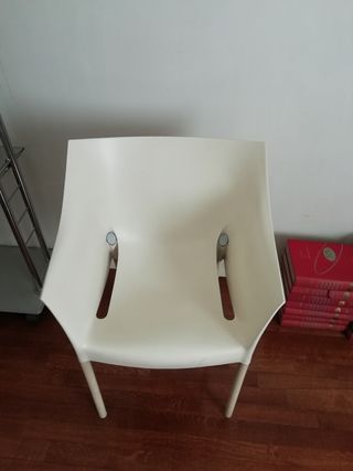 Poltroncina Kartell
