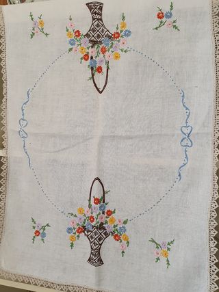 tovaglietta da the ricamata vintage 