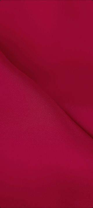 Scampolo di stoffa di crepe di raso rosso