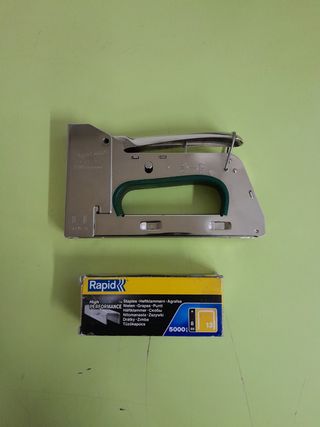 Graffettatrice Rapid r 34 con scatola agraffe