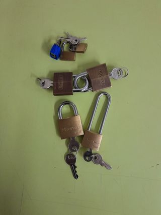 4 lucchetti abus + 3 regalo x 10 euro 