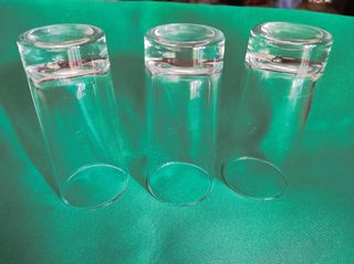 3 bicchieri in vetro