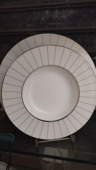 Servizio piatti e caffè x 12 Moderno 