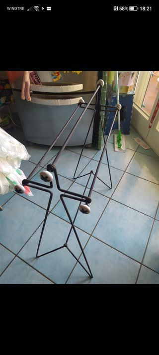 portasciugamani con pomelli in ceramica vietrese