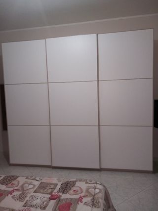 vendesi camera da letto bianco e olmo chiaro