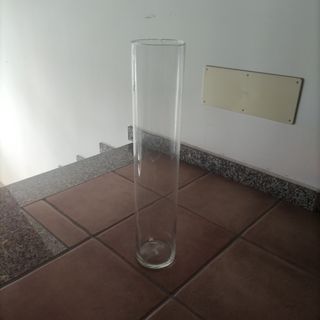 Vado decorativo in vetro. Consegna a mano.