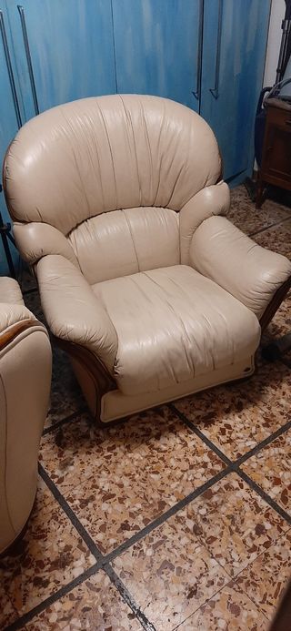 n 2 poltrone in pelle