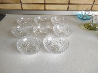 otto coppe di cristallo 