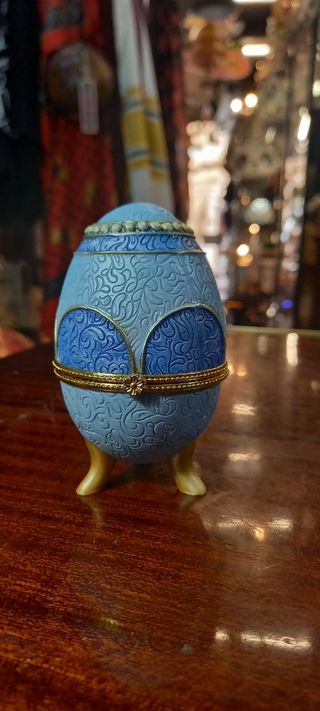 portagioie in porcellana