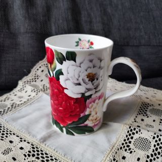 mug Wren fine bone china, England, imperfetta 