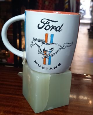 tazza Mustang sotto licenza ufficiale