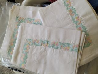 Lenzuolo matrimoniale vintage con 2 federe 