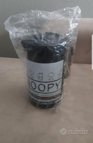 Snoopy woodstock piu 4 bicchieri nuovo

