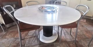 vendo tavolo in marmo