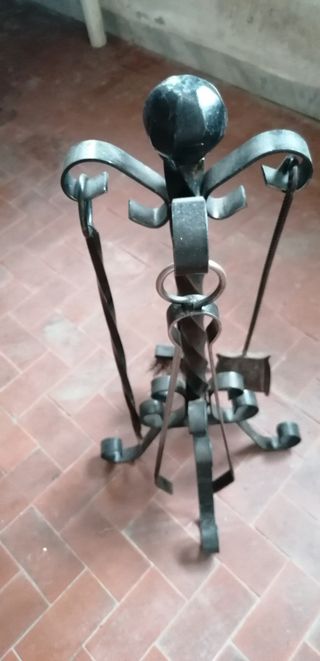attrezzi caminetto