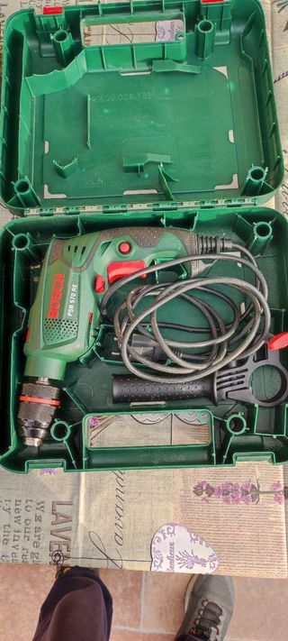 trapano avvitatore a batteria e trapano Bosch