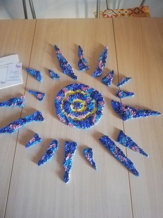 Sole creazione artistica in ceramica dipinta 