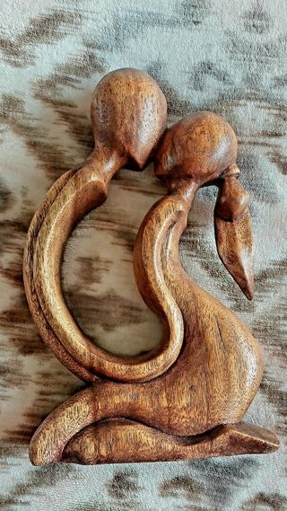 scultura in legno etnica