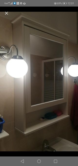 mobile del bagno bianco+appliques (luci) 