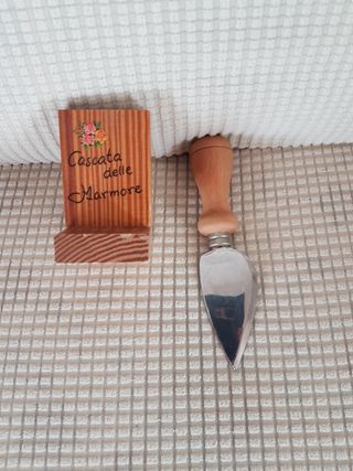 coltello per formaggio 