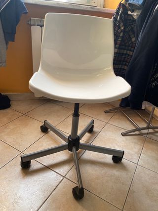 Sedia da ufficio con rotelle 