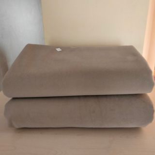 tessuto di velluto beige 