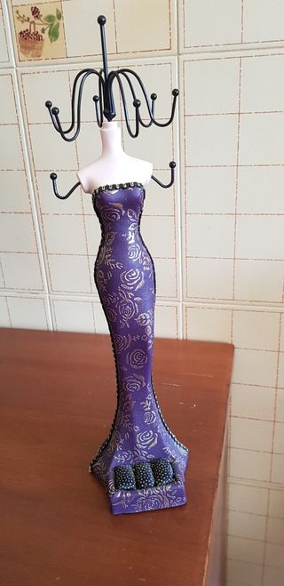 Bambola porta gioielli