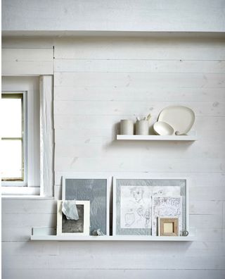 Mensole per quadri in legno Ikea