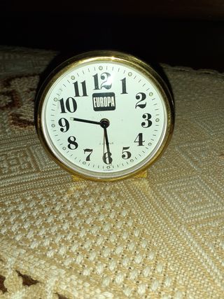 sveglia color ottone