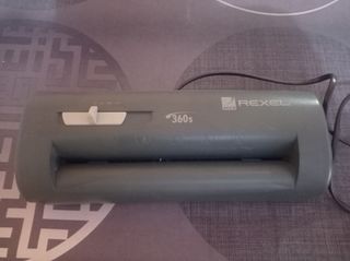 distruggi documenti rexel 