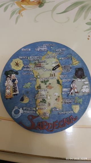 Piatto decorativo della Sardegna 
