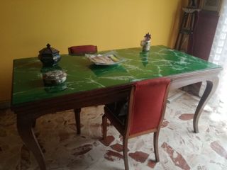 Tavolo con vetro verde e bianco vintage anni 70