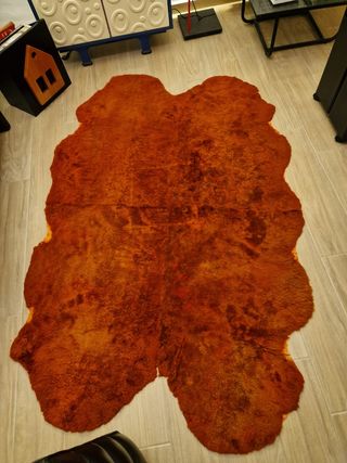 Tappeto vintage pelle di mucca color ruggine