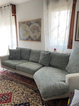 Divano ad angolo con penisola 