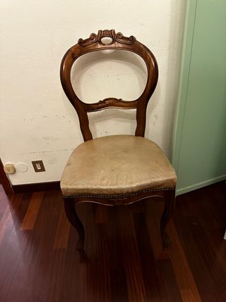 Sedie vintage in noce