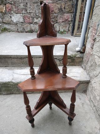 Mobile ad angolo due ripiani in legno