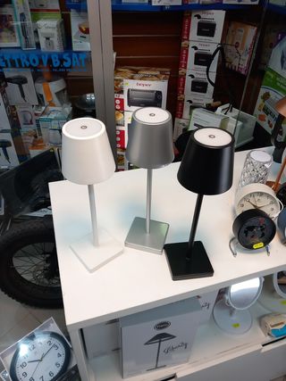 lampada da tavolo ricaricabile 
