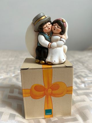 Coppia sposi sulla luna thun