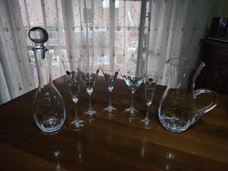 Set 50 bicchieri cristallo, 2 bottiglie, 2 brocche