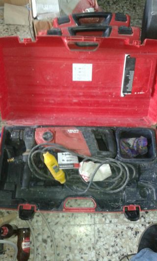 carotatrice Hilti DD152U