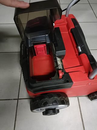 arieggiatore / scarificatore a batteria Einhell 