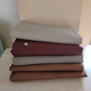 Lotto vari drappi effetto pelle