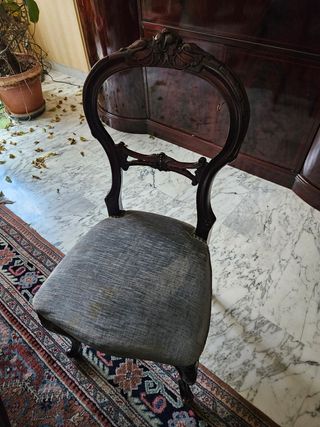 tavolo tondo e sedie