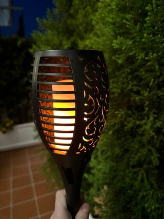 Lampada solare impermeabile da giardino e viali
