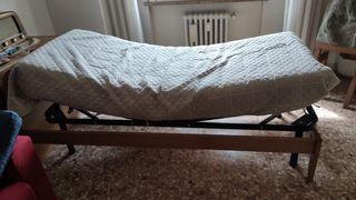 letto singolo con testa e piedi alzabili