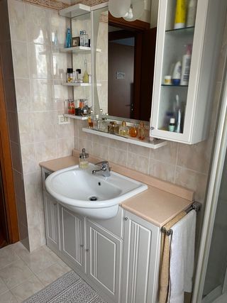 mobile con lavabo per bagno
